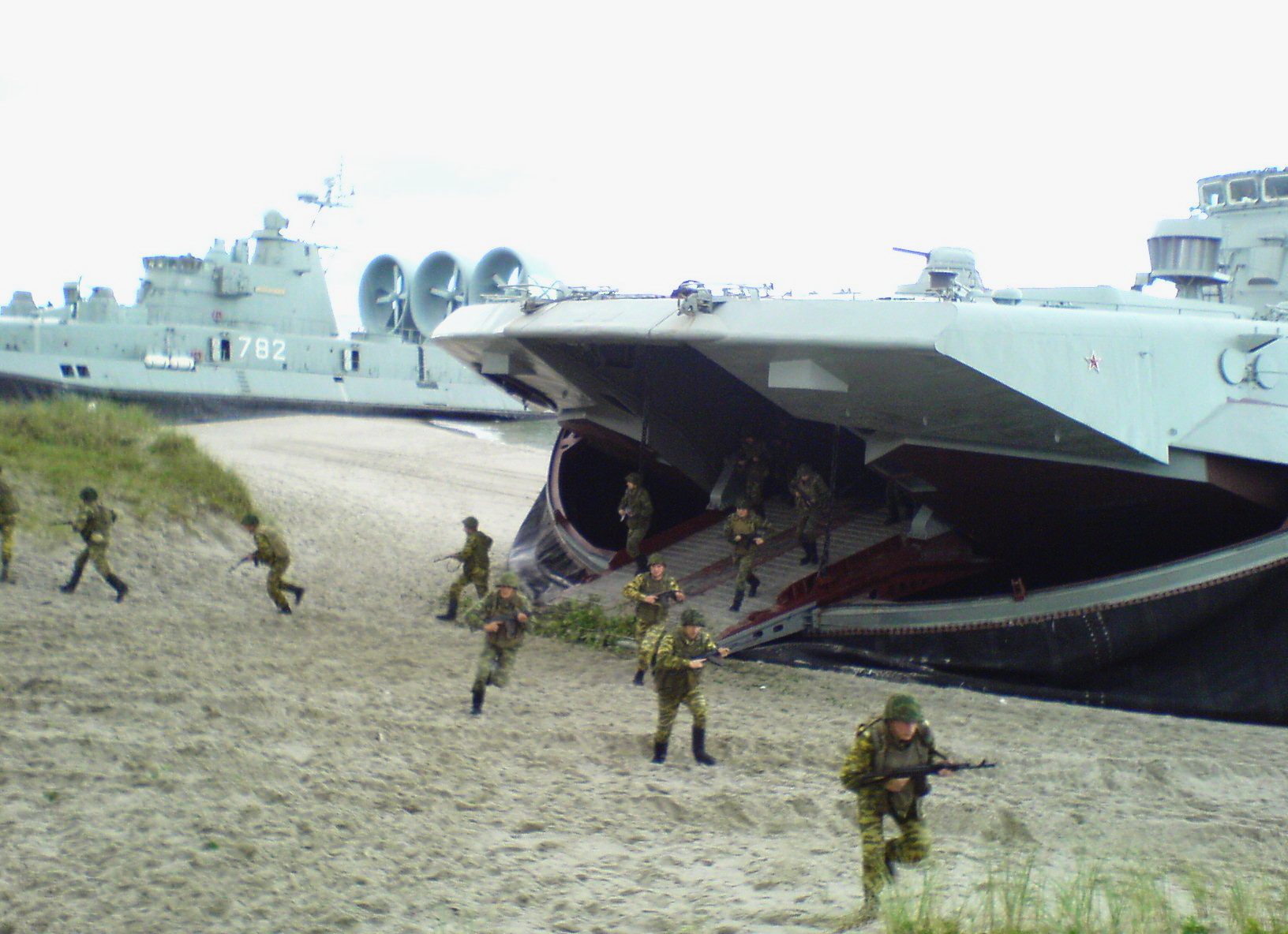 BEMIL 사진 자료실 - 유용원의 군사세계