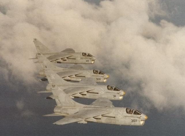 BEMIL 사진 자료실 - 유용원의 군사세계