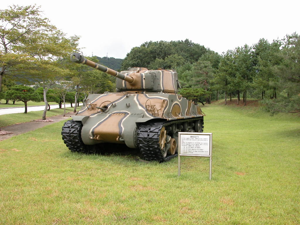 BEMIL 사진 자료실 - 유용원의 군사세계