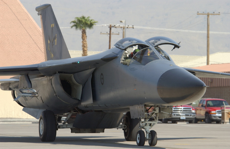 BEMIL 사진 자료실 - 유용원의 군사세계