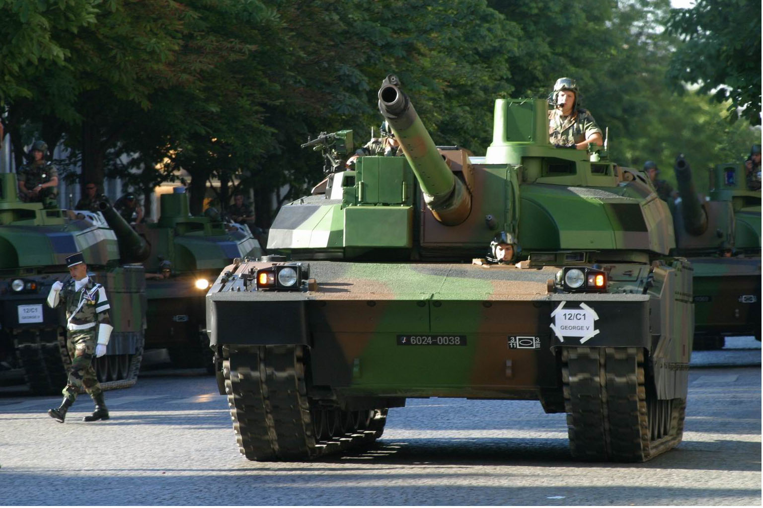 BEMIL 사진 자료실 - 유용원의 군사세계