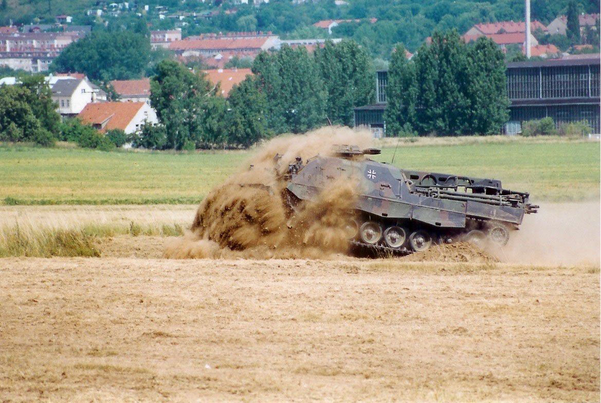 BEMIL 사진 자료실 - 유용원의 군사세계