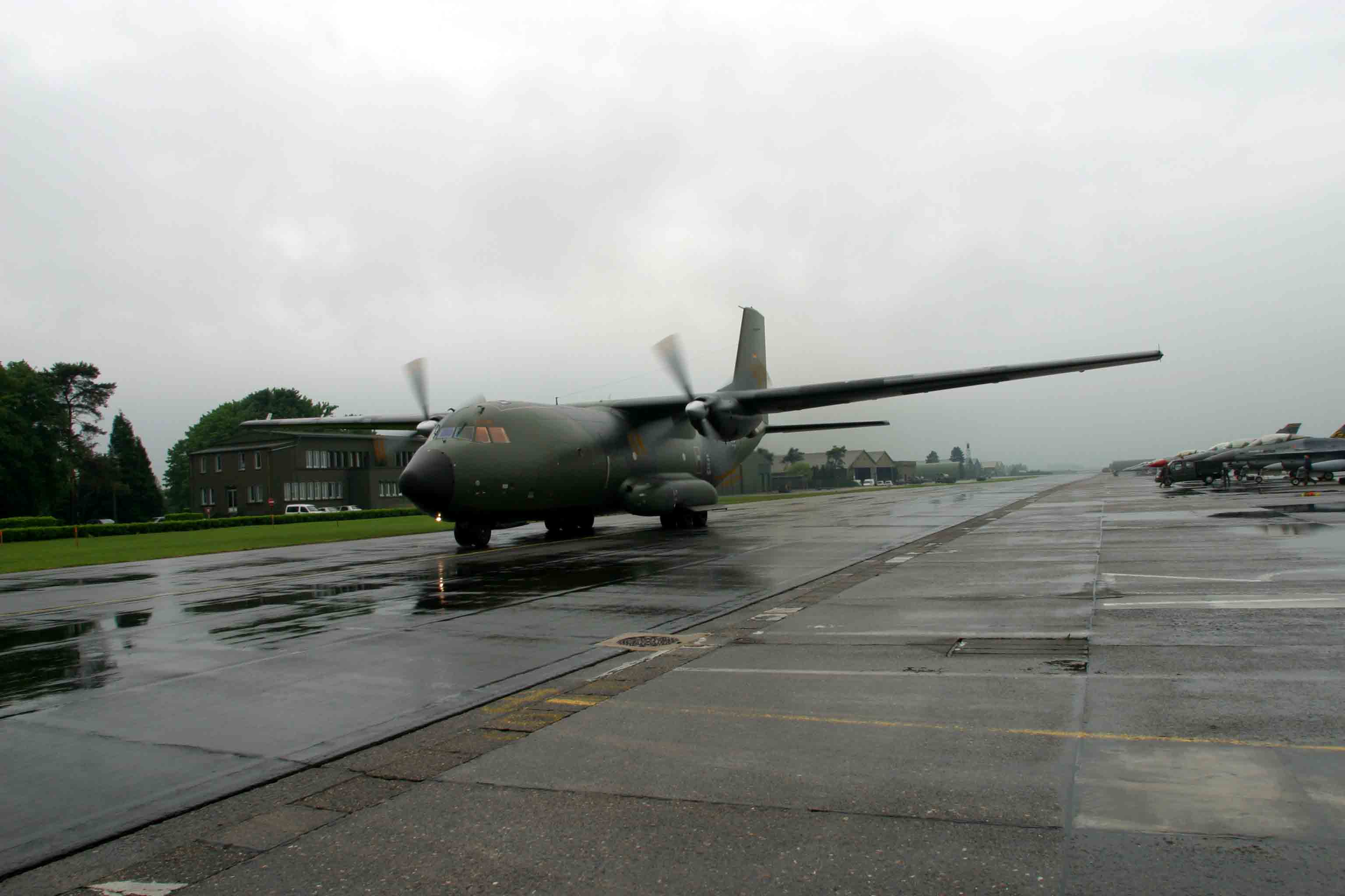 BEMIL 사진 자료실 - 유용원의 군사세계