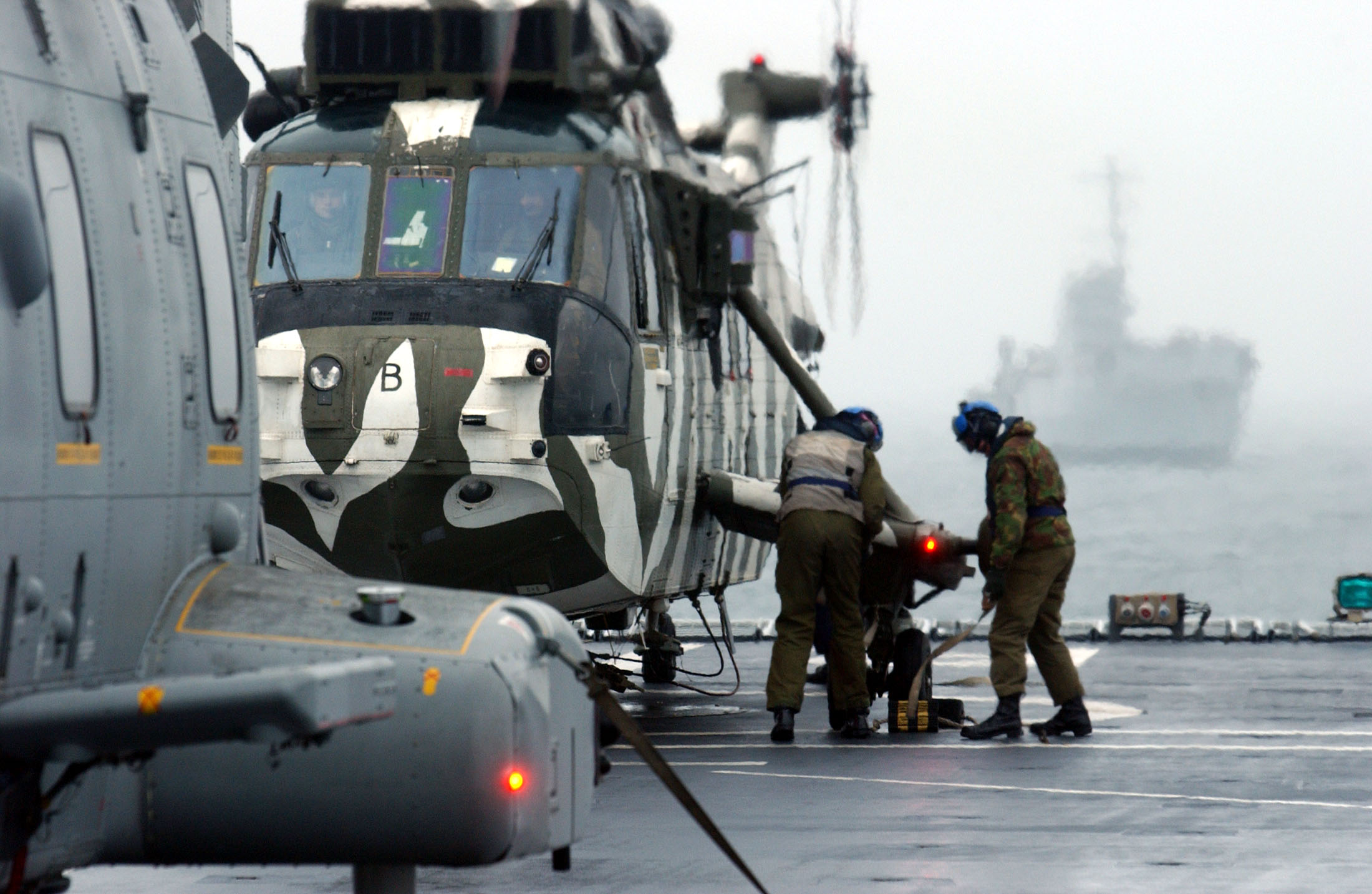 BEMIL 사진 자료실 - 유용원의 군사세계