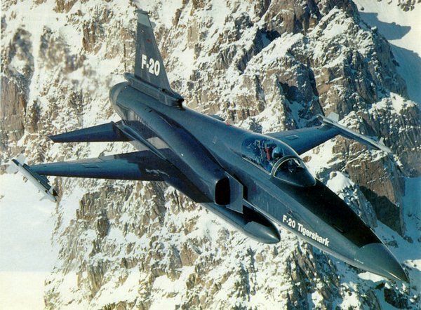 BEMIL 사진 자료실 - 유용원의 군사세계