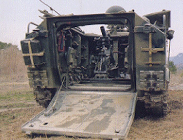 BEMIL 사진 자료실 - 유용원의 군사세계