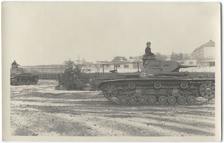 BEMIL 사진 자료실 - 유용원의 군사세계