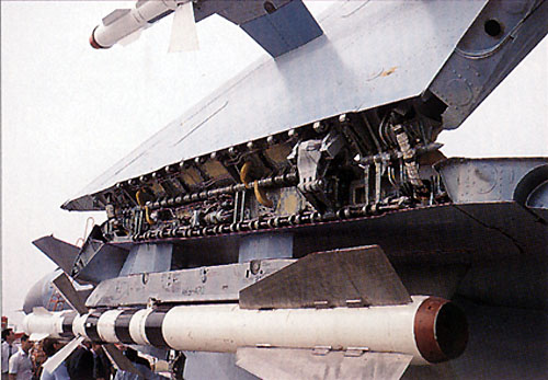 BEMIL 사진 자료실 - 유용원의 군사세계