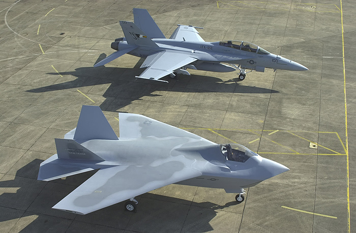 BEMIL 사진 자료실 - 유용원의 군사세계