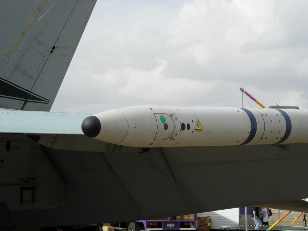 BEMIL 아카이브 - 유용원의 군사세계