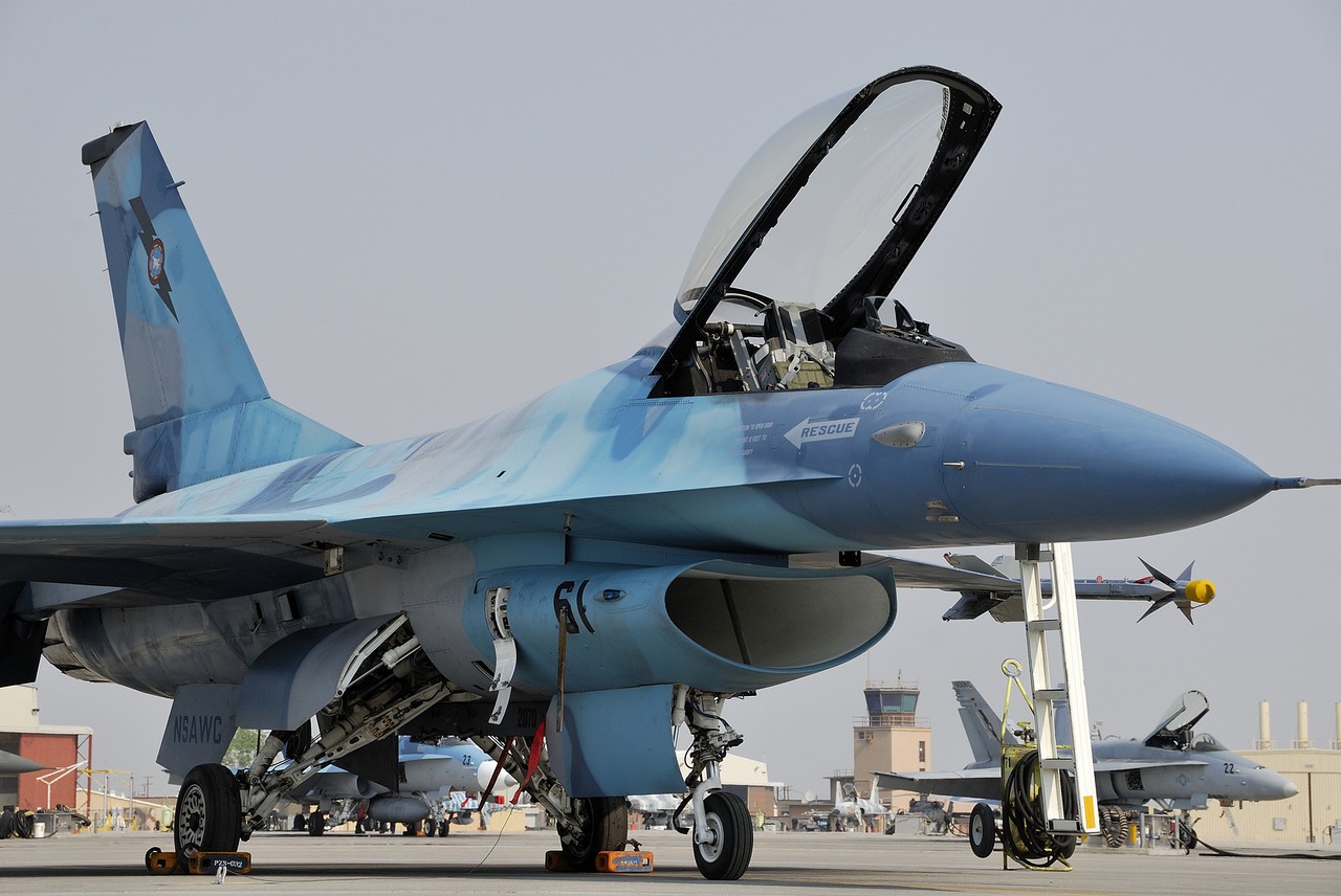 BEMIL 아카이브 - 유용원의 군사세계