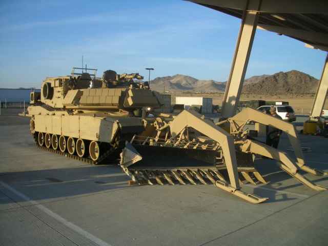 BEMIL 아카이브 - 유용원의 군사세계