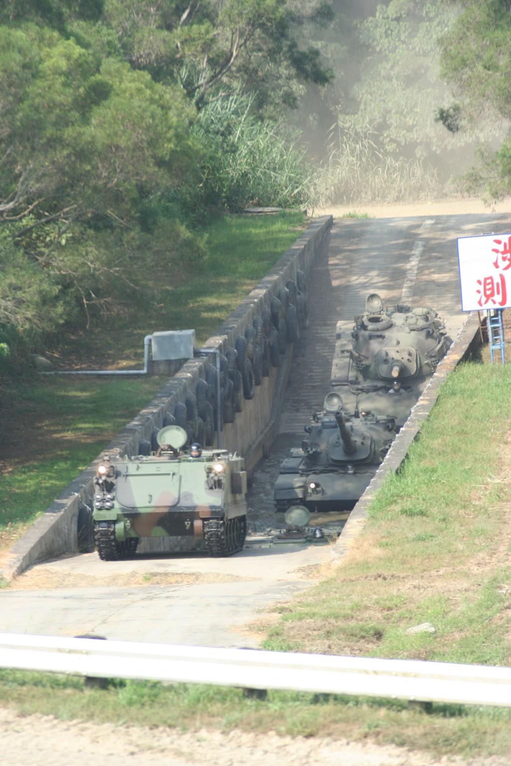 BEMIL 아카이브 - 유용원의 군사세계