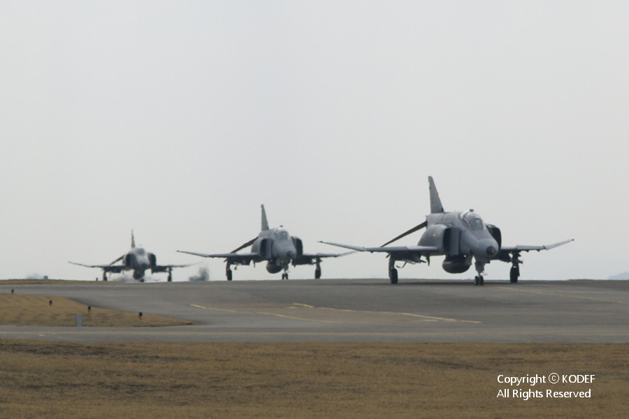 BEMIL 아카이브 - 유용원의 군사세계