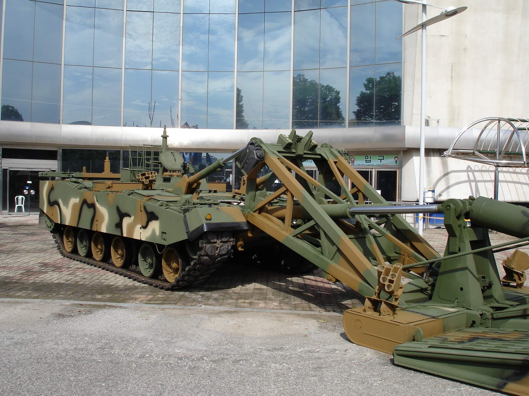 BEMIL 아카이브 - 유용원의 군사세계