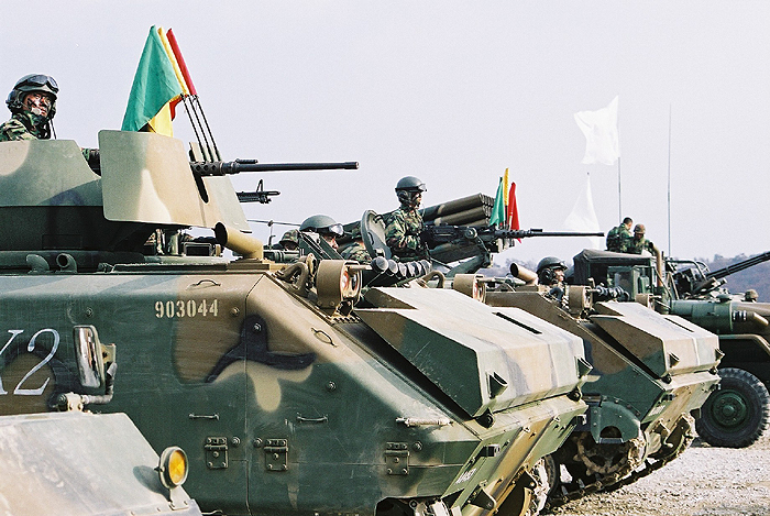 BEMIL 아카이브 - 유용원의 군사세계