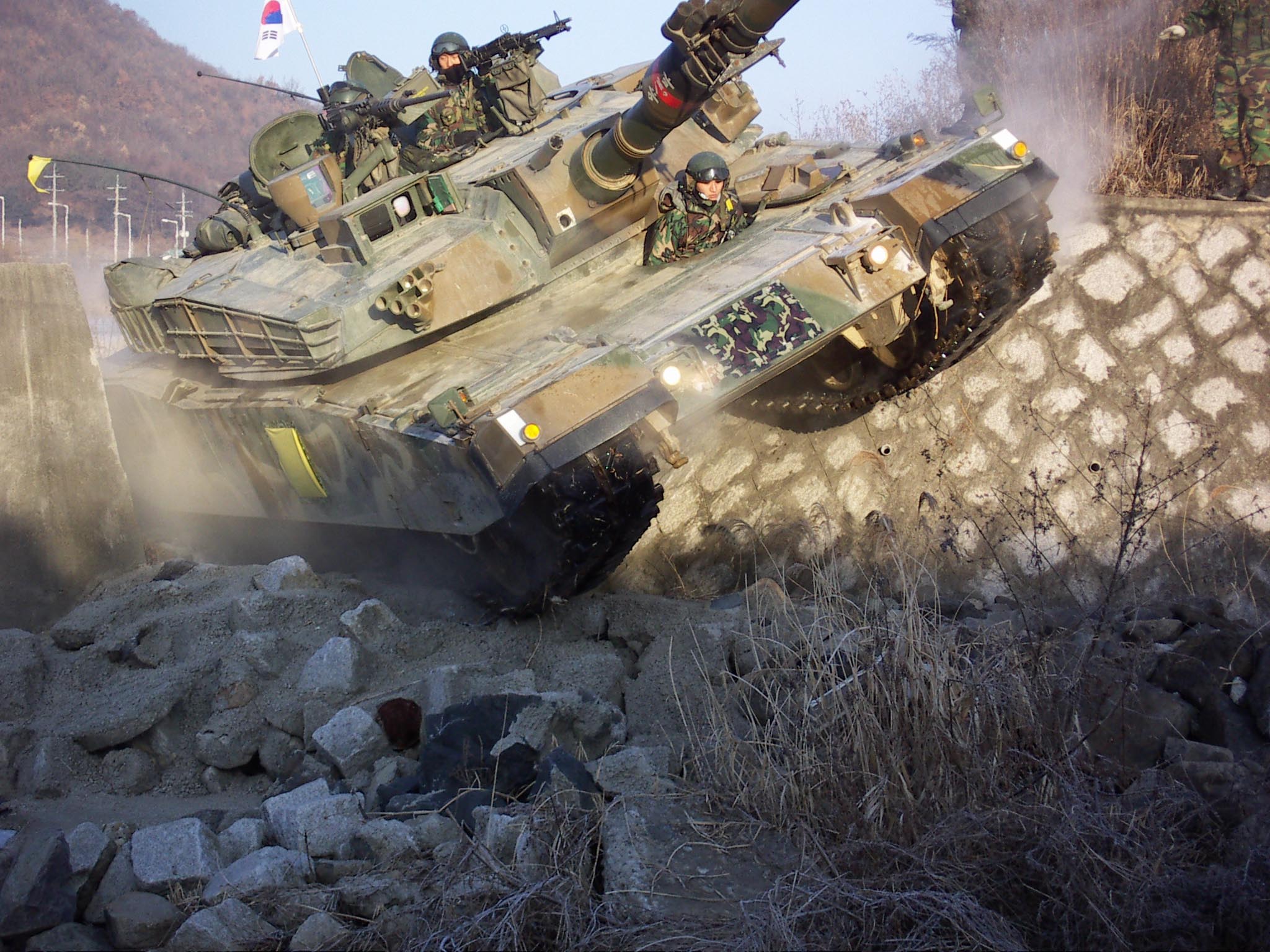 BEMIL 아카이브 - 유용원의 군사세계